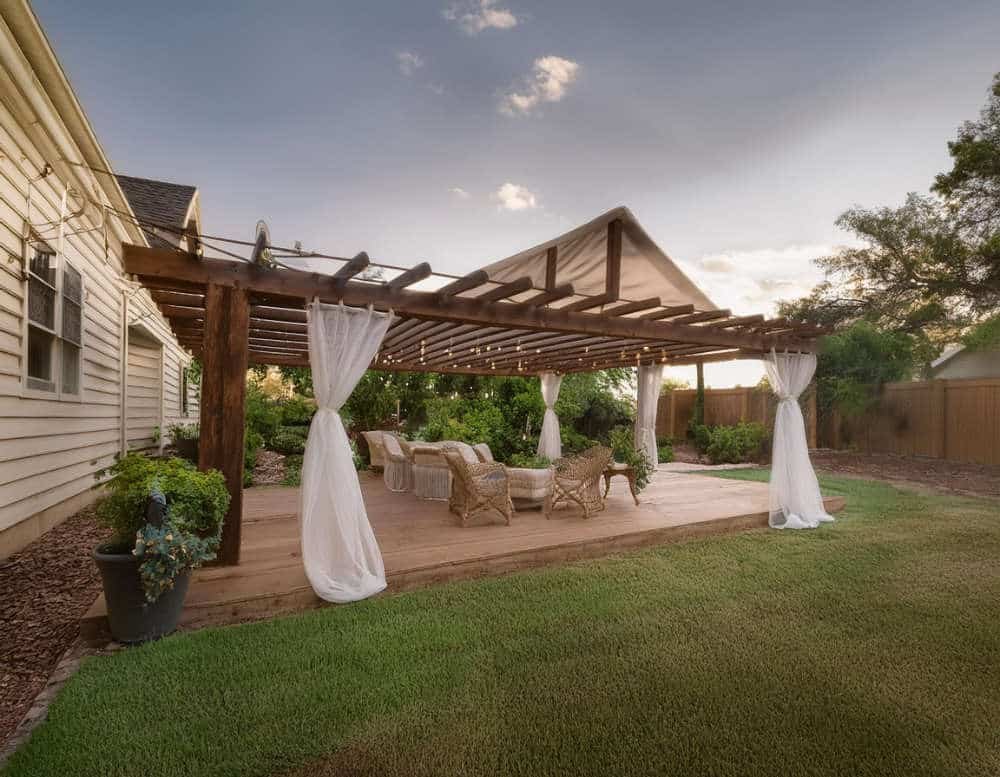 Top 5 Pergola Accessories for Comfort and Style - OK Backyard Experts